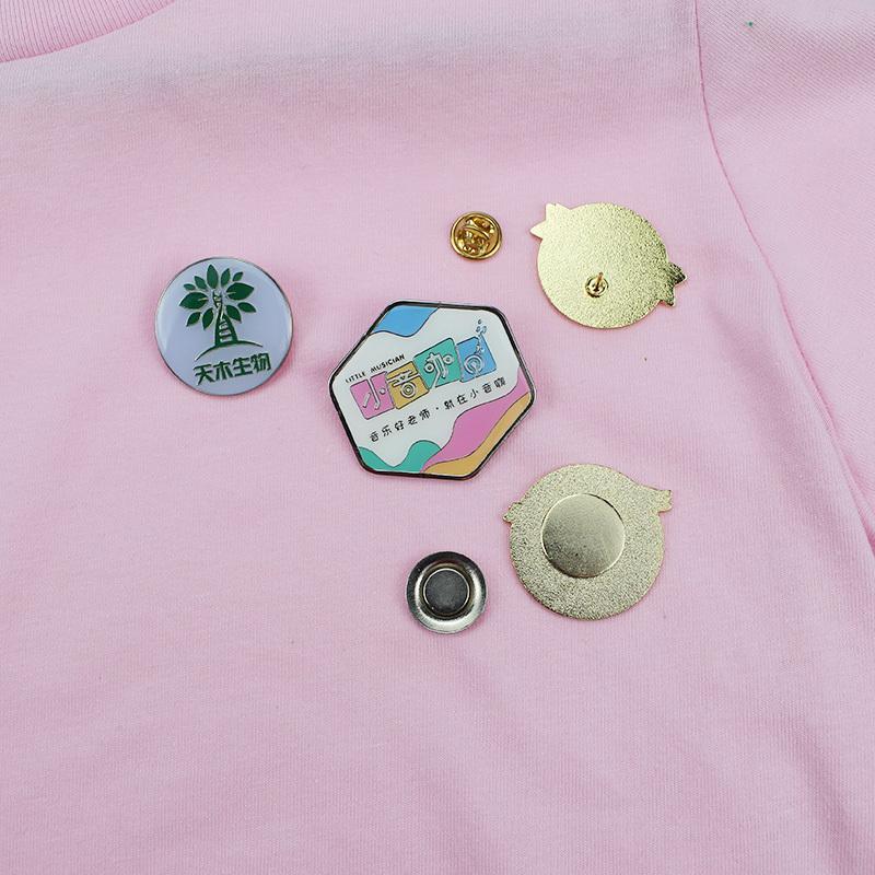 4x4cm Epoxy Paint Badges – Colornet Printing Technology